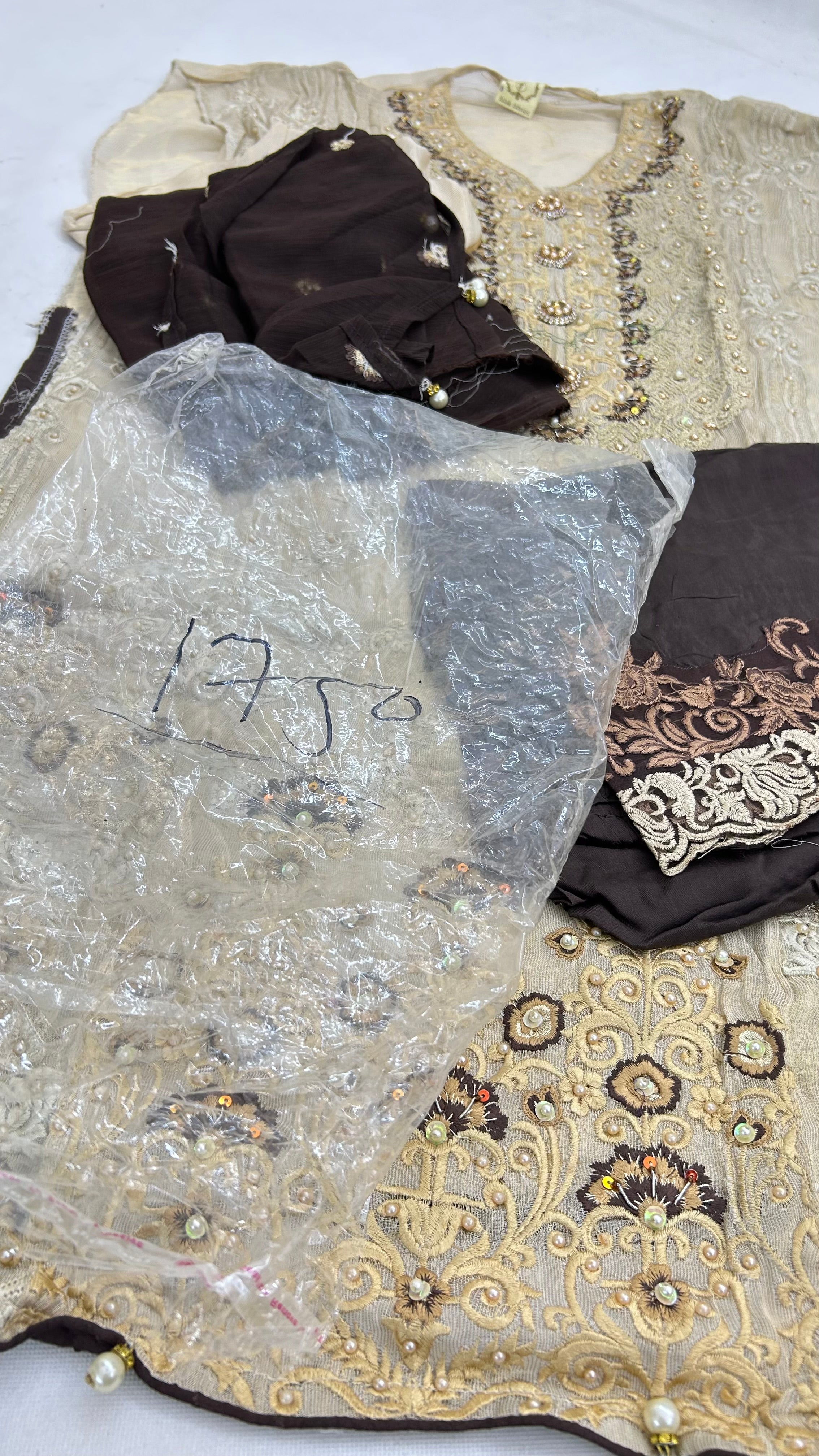 FANCY SALE – SARAZ